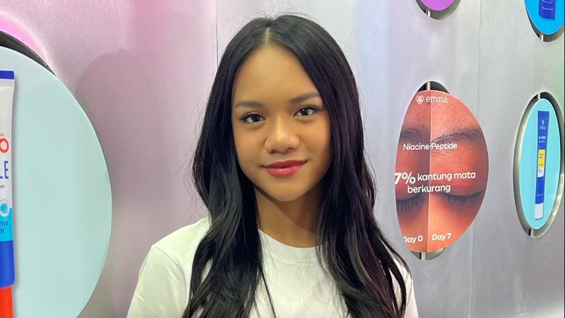 Sibuk Sekolah dan Berkarier, Neona Ayu Ungkap Cara untuk Menampilkan ...