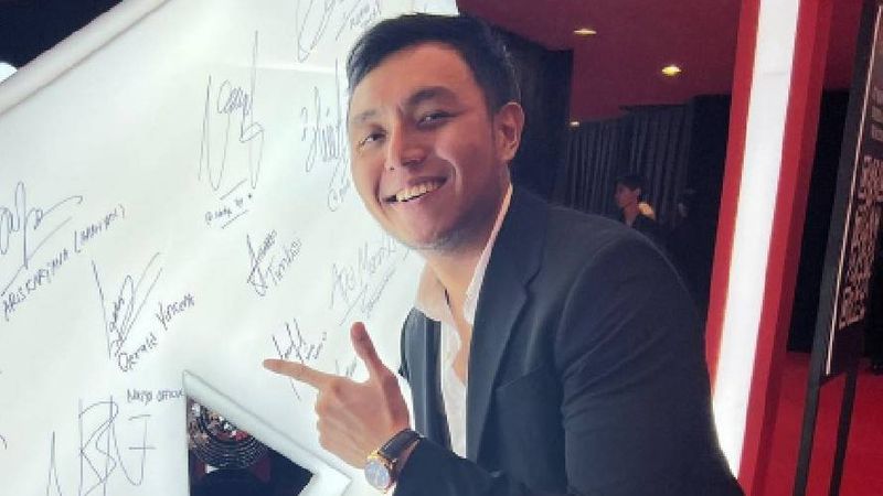 Pamerkan Efek Visual yang Memukau, Seleb TikTok Gerald Vincent Tersentuh Kisah Keluarga di Film ...