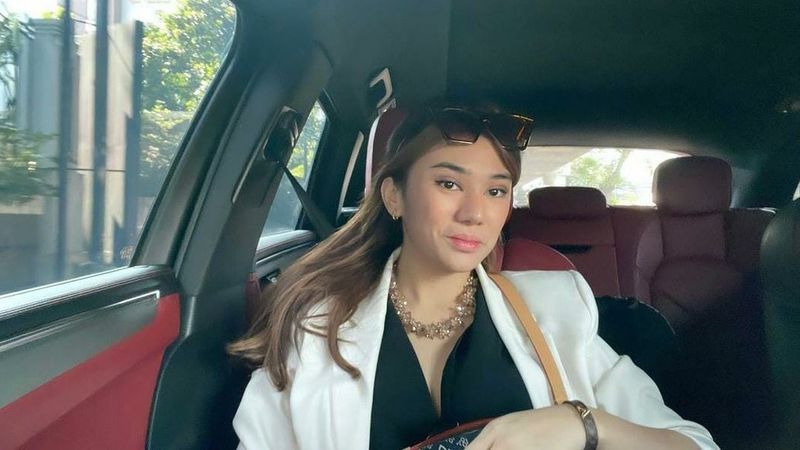 Mantan Sahabat Bongkar Bukti Seleb TikTok Clara Shinta Jadi Simpanan Pejabat Inisial D - ERA.ID