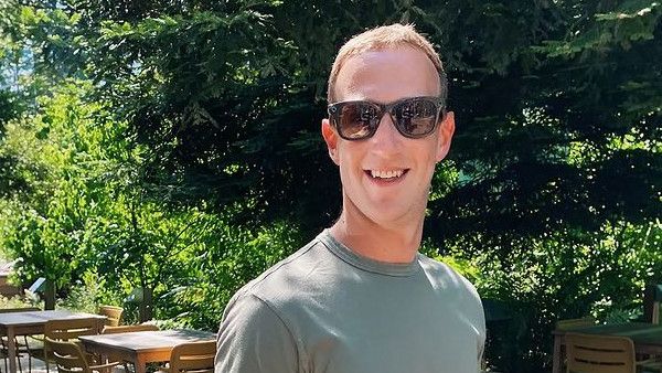 Terpaksa Pecat 11.000 Karyawan, Bos Meta Mark Zuckerberg Utai ...