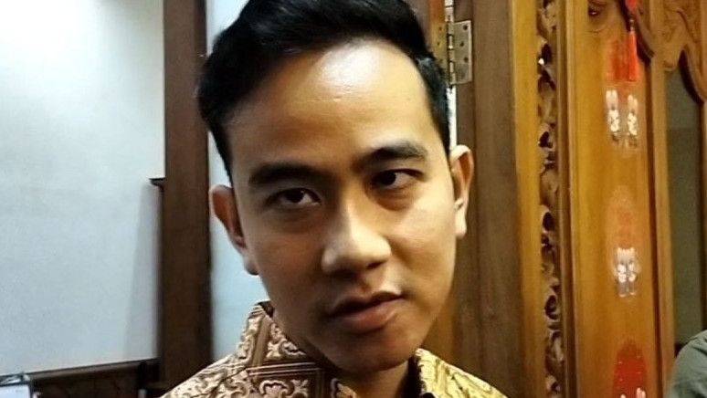 Malam Ini, Gibran Temui Jokowi di Istana Presiden - ERA.ID
