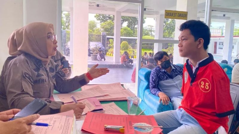 Berhenti Jadi Tahanan Rumah, Agus Tersangka Pelecehan Seksual Akhirnya ...