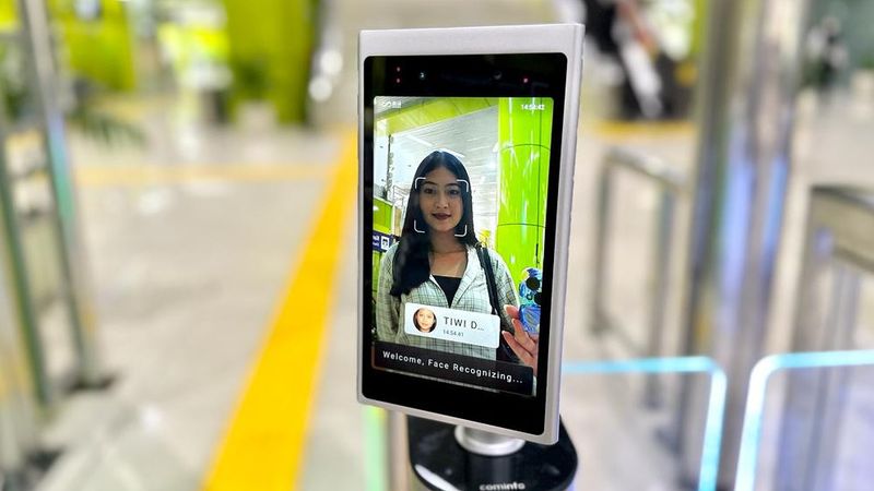 Terapkan Face Recognition Boarding Gate, Pemeriksaan Tiket di Stasiun ...