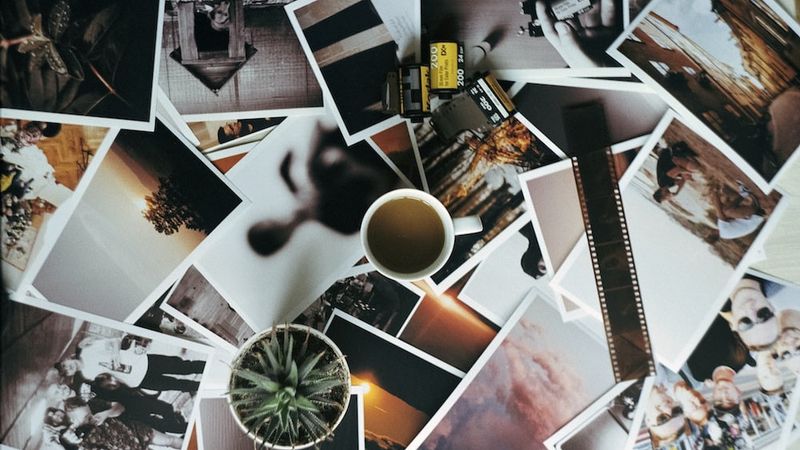 7 Rekomendasi Kenang-kenangan untuk Guru Jelang Perpisahan - ERA.ID