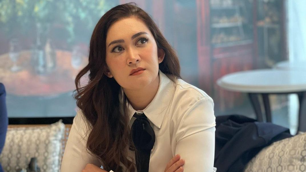 Kesal dengan Video Syur Perempuan Kebaya Merah, Nafa Urbach: Apaan Sih Nggak Penting! - ERA.ID