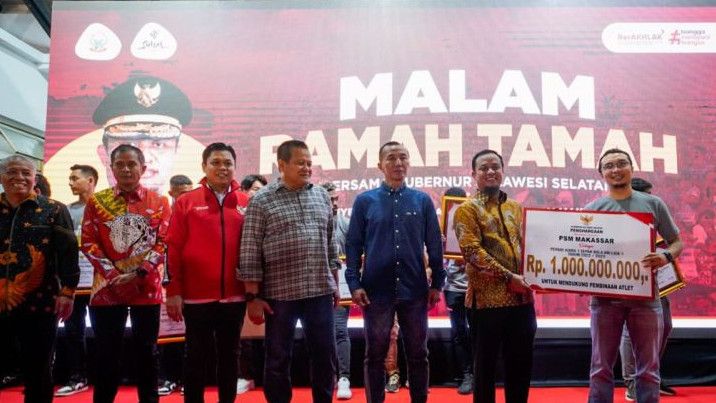Gubernur Sulsel Sudirman Beri Psm Makassar Duit Rp1 Miliar Era Id