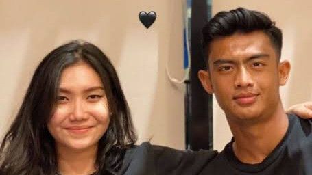 Usai Nikahi Azizah Salsha, Mantan Pacar Ngaku Putus Bulan Juli dengan ...