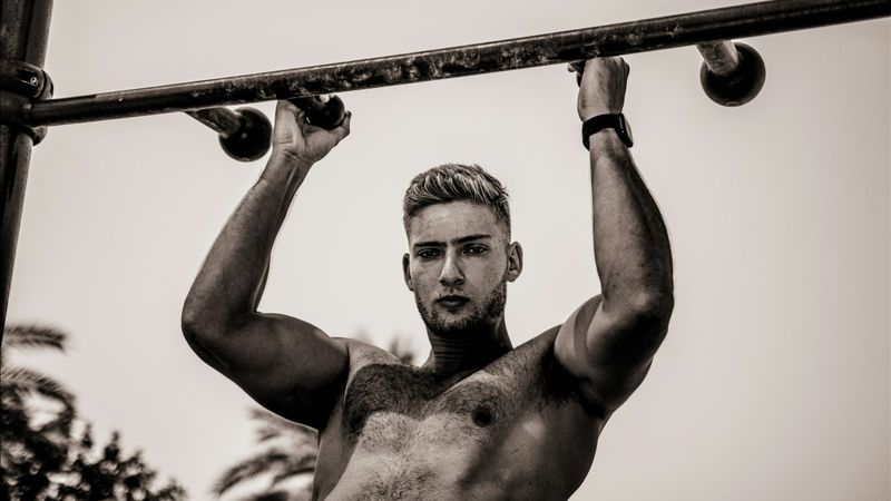 Apa Itu Kalistenik, Bedanya dengan Gym, dan Manfaat bagi Kesehatan - ERA.ID