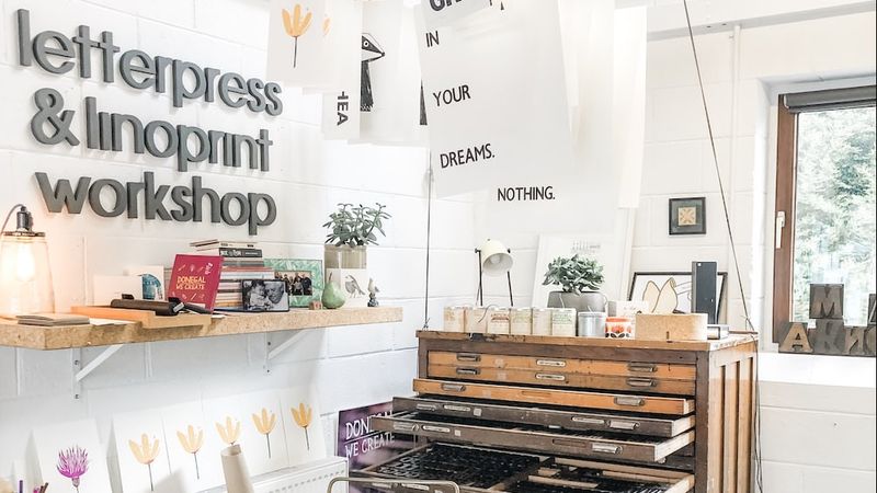 Apa Itu Litografi? Berikut Ini Sejarah dan Cara Kerjanya - ERA.ID