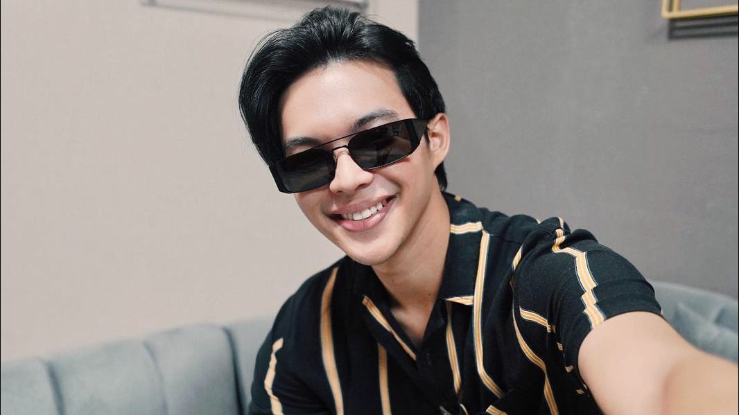 Diduga Jadi Sosok R di Video Syur yang Viral, Instagram Rey Mbayang ...