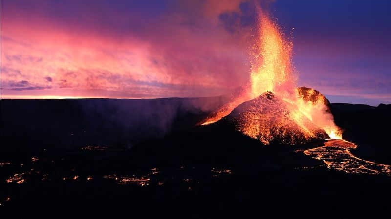 Status Gunung Berapi Mulai Dari Normal Hingga Awas, Begini ...