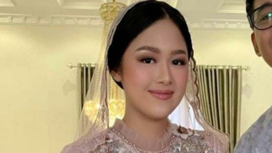 Dilangkahi Erina Gudono, Inilah Profil Nadya Gudono Calon Kakak Ipar ... Dilangkahi Erina Gudono, Inilah Profil Nadya Gudono Calon Kakak Ipar ...