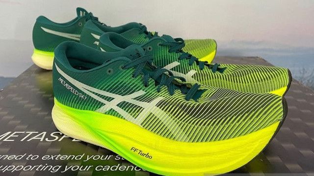 ASICS Akan Luncurkan Sepatu Lari Terbaru Metaspeed+, Bantu Pelari Lari ...
