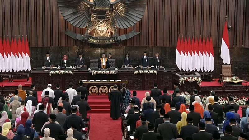 Selamat! 580 Anggota DPR Periode 2024-2029 Resmi Dilantik - ERA.ID