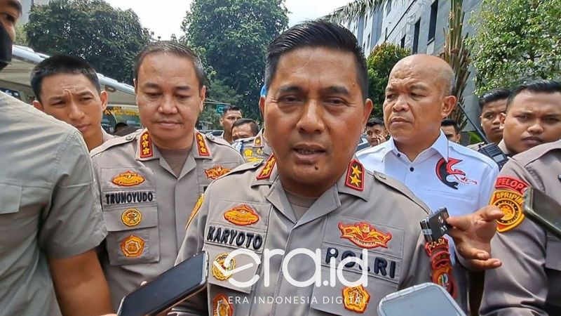 Kapolda Metro Minta Ustaz dan Kiai Imbau Masyarakat untuk Tidak Main ... Kapolda Metro Minta Ustaz dan Kiai Imbau Masyarakat untuk Tidak Main ...