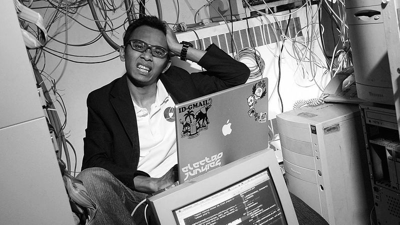Mengenal Sosok Jim Geovedi, Hacker Tanah Air yang Pernah Acak-Acak ...