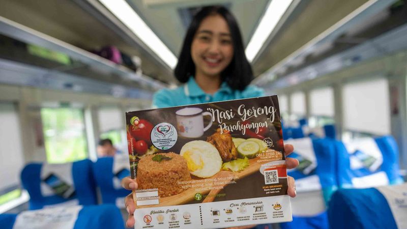 Daftar Menu Dan Harga Makanan Di Kereta Api Era Id