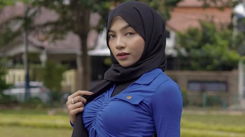 Dianggap Sosok Inspirasi Anak Muda, Netizen Geram Oklin Fia Diangkat Jadi Duta MUI - ERA.ID