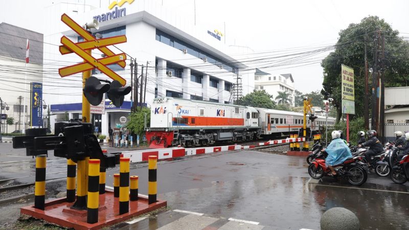 Mengenal Apa Itu Perlintasan Sebidang dan Jenis Perlintasan Lainnya ...