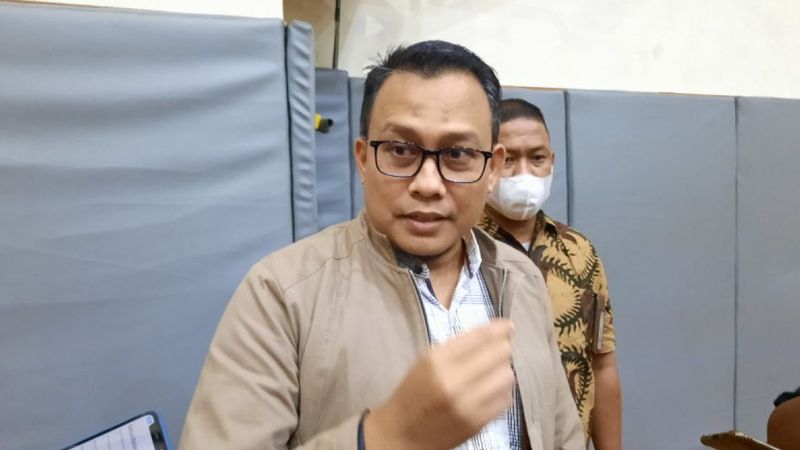 KPK Ingatkan Bupati Sidoarjo Ahmad Muhdlor Hadiri Pemeriksaan Hari Ini ... KPK Ingatkan Bupati Sidoarjo Ahmad Muhdlor Hadiri Pemeriksaan Hari Ini ...